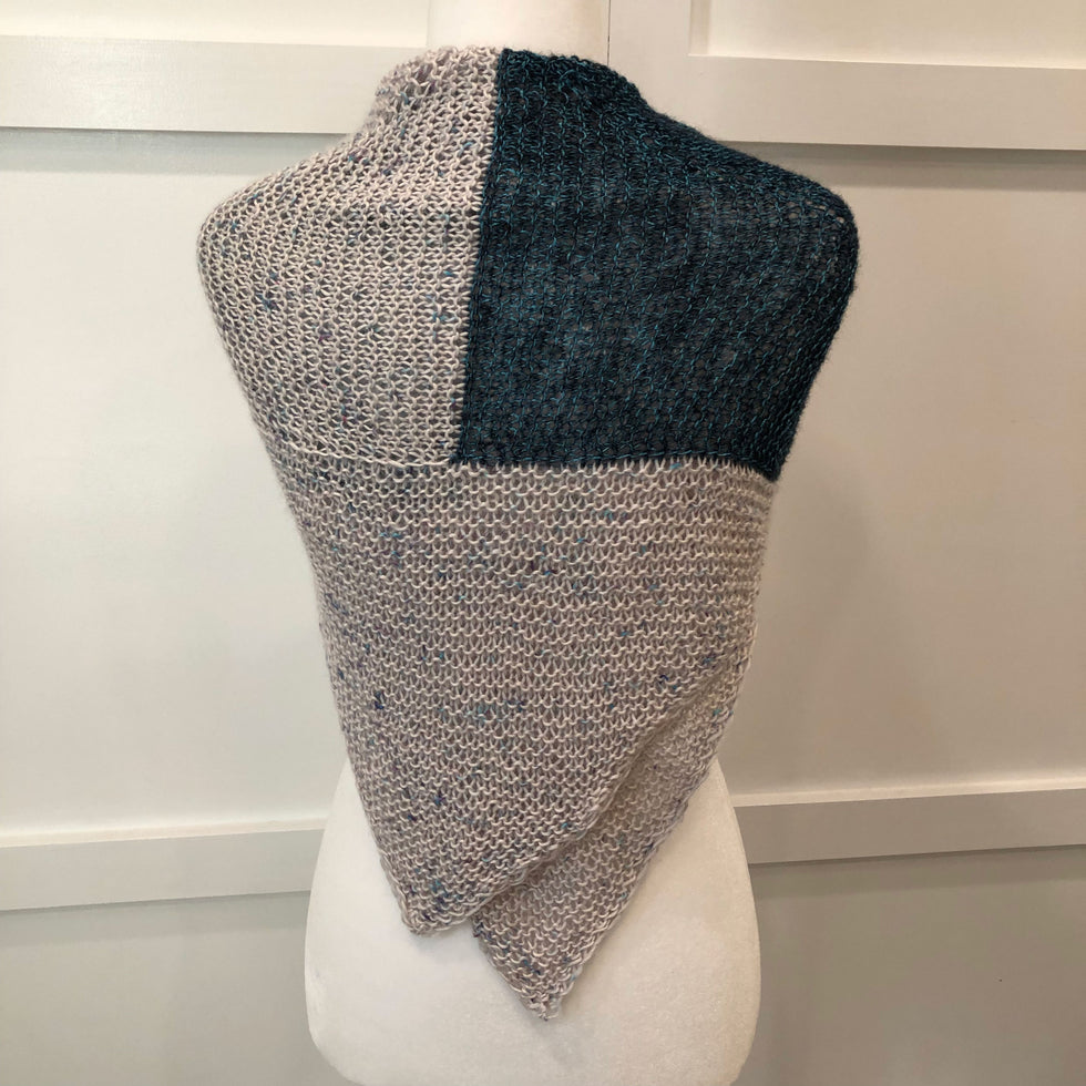 Modular KNITTING PATTERN: Shaded Square Scarf – KnitSwag