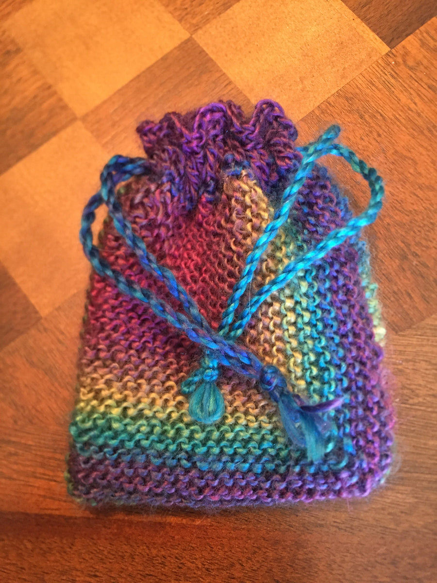 KNITTING PATTERN: Garter Stitch Cinch Sack Bag – KnitSwag
